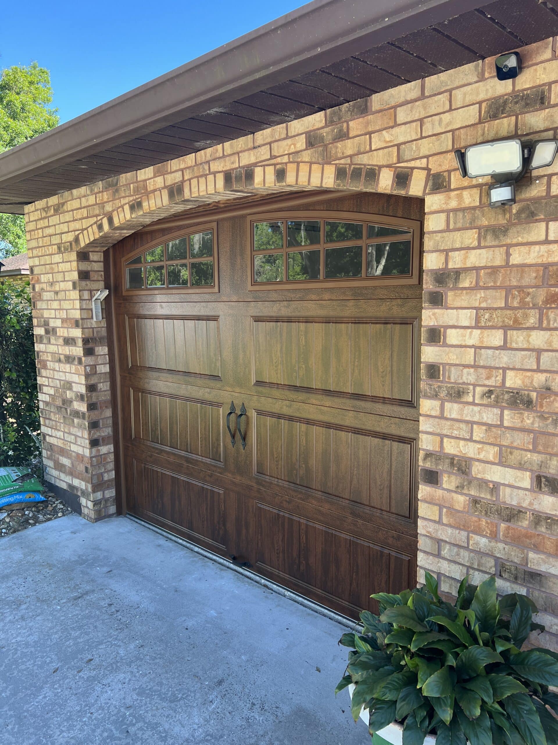 Garage Door Services in New Tampa | Garage Installations New Tampa